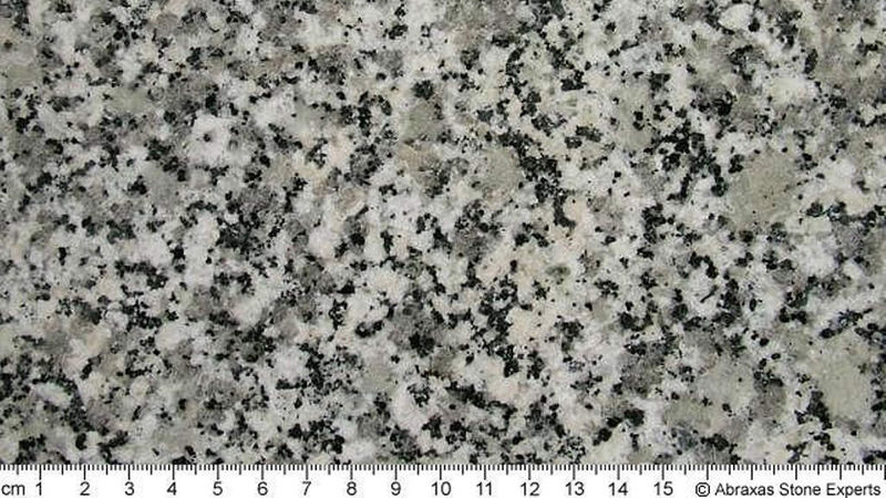 Granit und Gneis: Unterschiede, Härte & Eigenschaften
