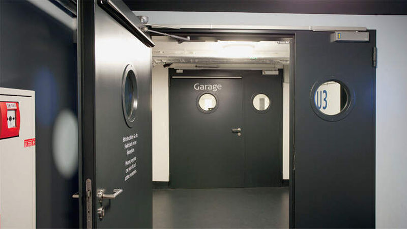 Türen in Fluchtwegen: Anforderungen und Besonderheiten