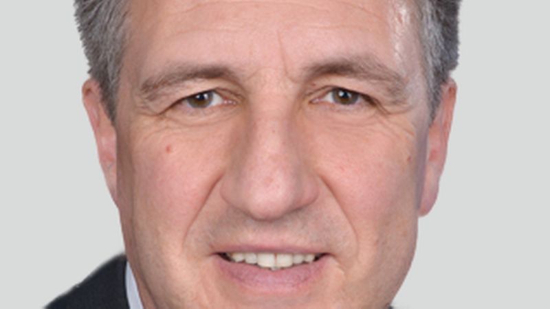 Michael Zink bleibt Vorsitzender des Handelsausschusses der IHK für ...