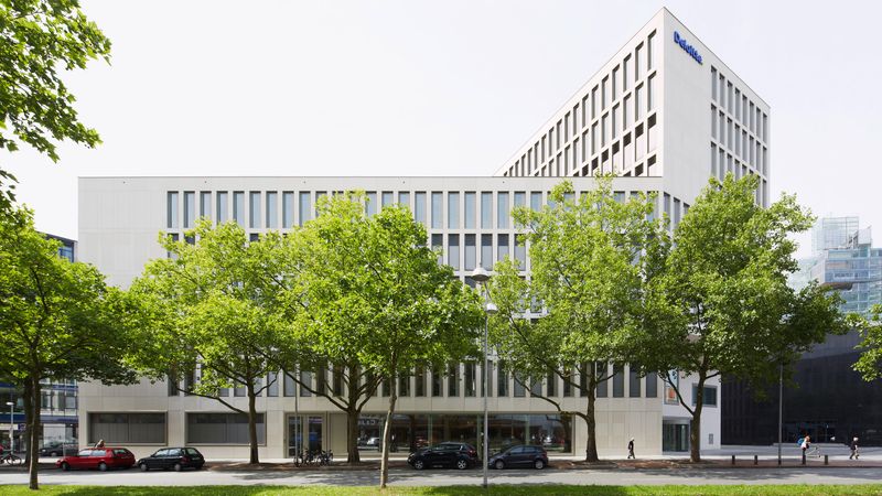 Hannover: Deloitte verlängert im "Haus am Aegi"