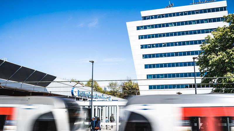 Berlin Hyp finanziert Büroportfolio für Schroders Capital