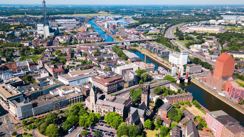 Orange Capital Partners und One IM erwerben Cosmopolitan-Portfolio