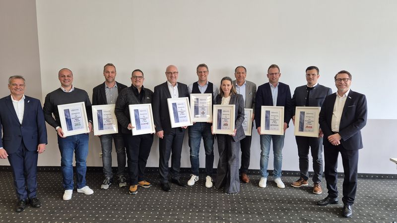 Eurobaustoff Fachgruppe Dach&Fassade mit Zuversicht